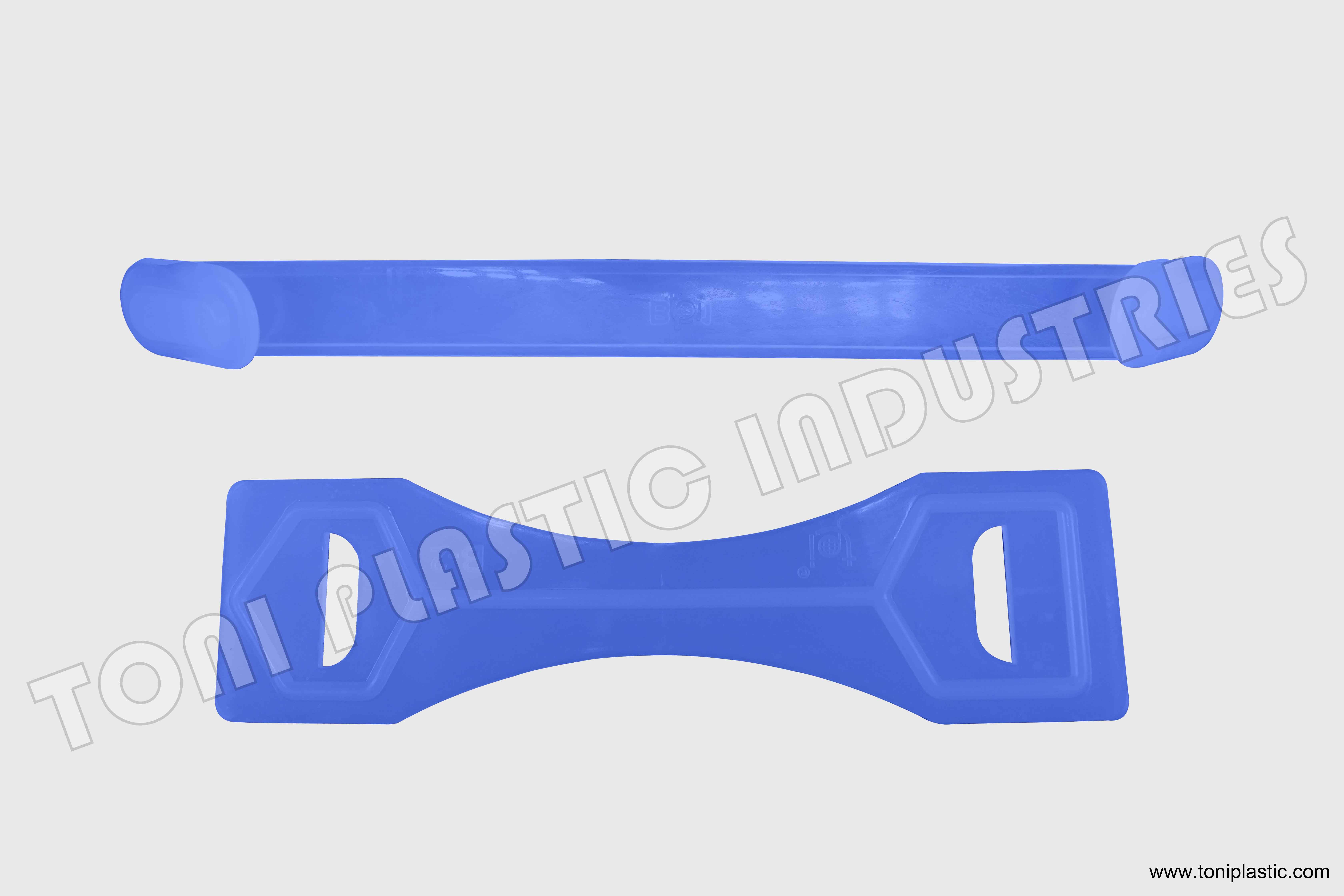 Hangers | Plastic Hangers | Plastic Hangers Manufacturer